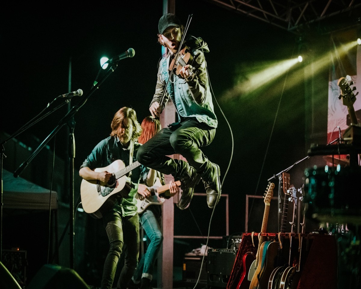 FRB Production – Talent buyer for Canadian Country Music Artists